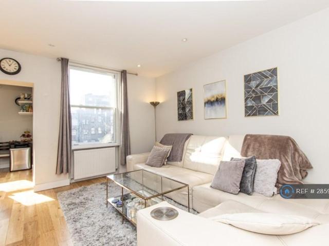 Talgarth Road, Hammersmith, W14 2 bed flat to rent £2,450 pcm £565 pw