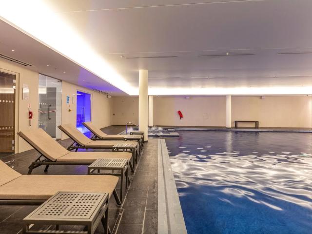 Talisman Tower, Canary Wharf, London E14, 1 bed flat to rent, £2,400 pcm | PrimeLocation