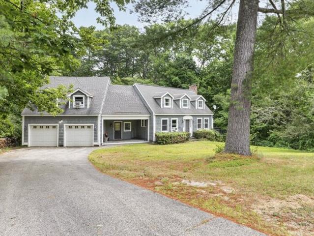 Tall Pine Cir, Standish, Home For Sale