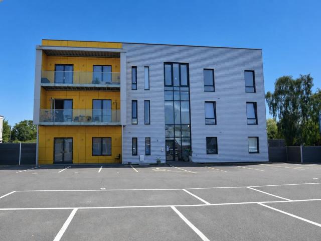 Tallon Road, Hutton CM13, 2 bed flat to rent, £1,550 pcm | PrimeLocation