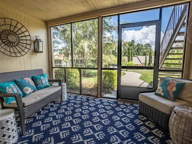 Tally Square Apartments 2 Bedroom Apartment for Rent at 1112 South Magnolia Drive, Tallahassee, FL 32301