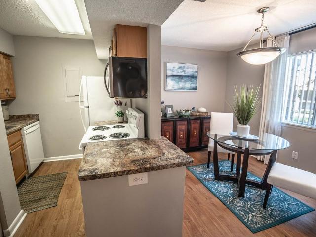 Tally Square Apartments 2 Bedroom Apartment for Rent at 1112 South Magnolia Drive, Tallahassee, FL 32301