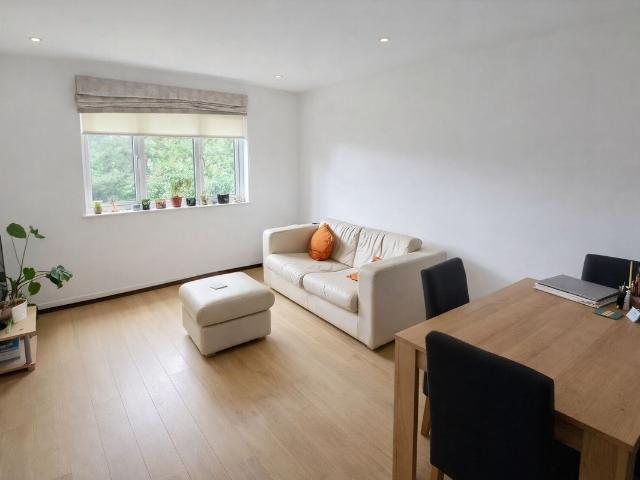 Talman Grove, Stanmore HA7, 1 bed flat to rent, £1,595 pcm | PrimeLocation