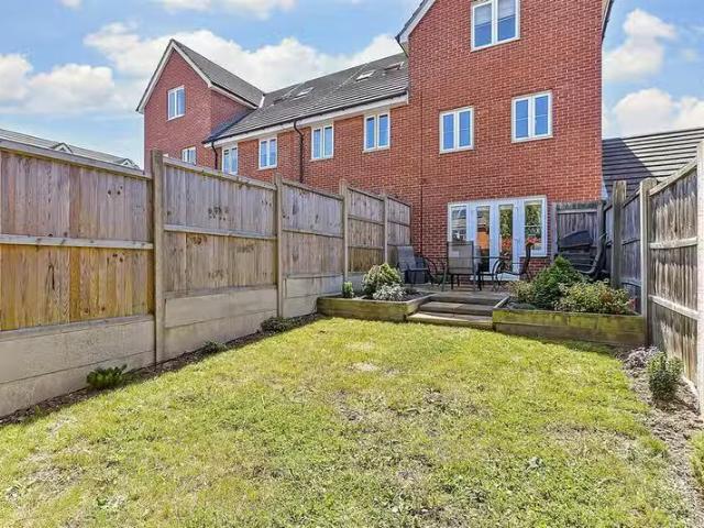 Talmead Road, Herne Bay, Kent 4 bed end of terrace house for s.