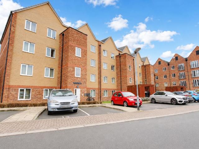 Tapton Lock Hill, Brindley House S41, 2 bed flat to rent, £750 pcm | PrimeLocation