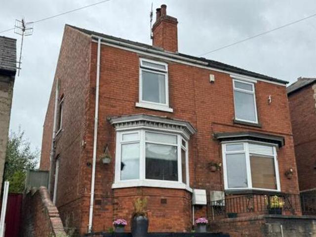 Tapton View Road, Chesterfield, 2 Bedroom Semi detached