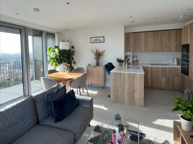 Tapestry Way, London E1, 1 bed flat to rent, £2,600 pcm | PrimeLocation