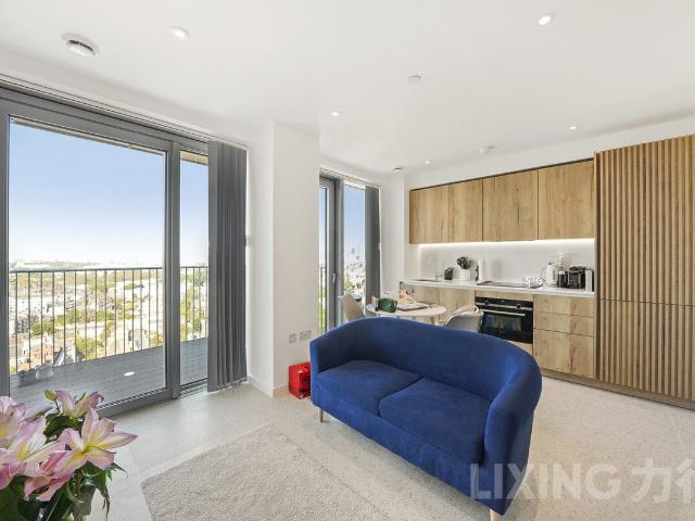 Tapestry Way, Whitechapel E1, Studio to rent, £2,400 pcm | PrimeLocation