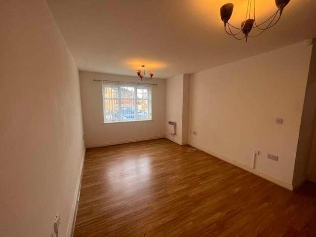 Tapestry Gardens, Birkenhead, CH41