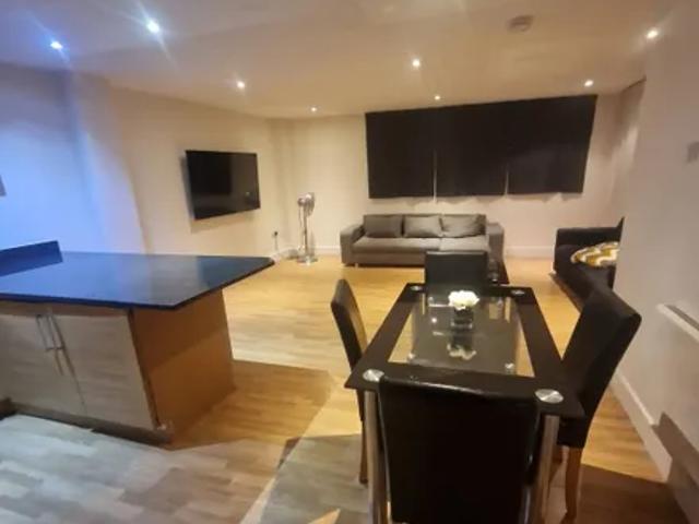 Taper Building, 175 Long Lane, Bermondsey Village, London, SE1 4PN, United Kingdom | 3 bed apartment for rent #165770814 | Rentberry