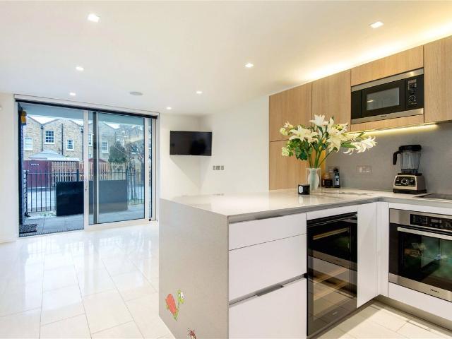 Taplow Street, London N1, 4 bed detached house to rent, £6,250 pcm | PrimeLocation