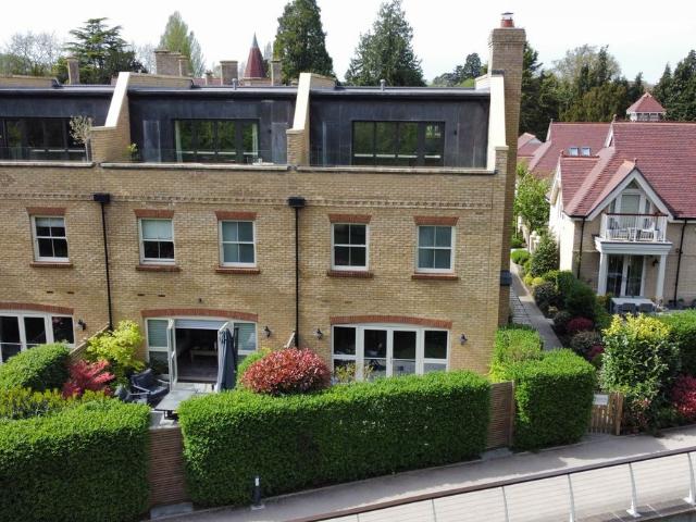 Taplow Riverside, Taplow, Buckinghamshire SL6, 3 bed property to rent, £4,000 pcm | PrimeLocation