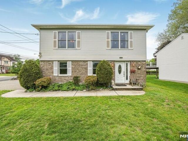 Tappan Rd, Northvale, Home For Sale