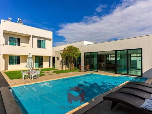 TAQUARI LAGO NORTE Suítes, 2 Quartos, 2 Sala, 7 Banheiros, 3 Vagas Cobertas e 446,00 m²