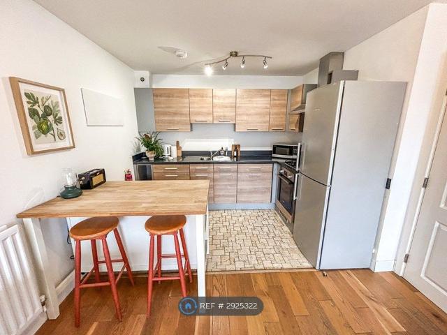 Tarves Way, London SE10, 1 bed flat to rent, £1,800 pcm | PrimeLocation