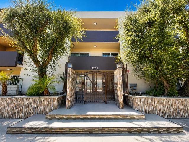 Tarzana Five Apartments