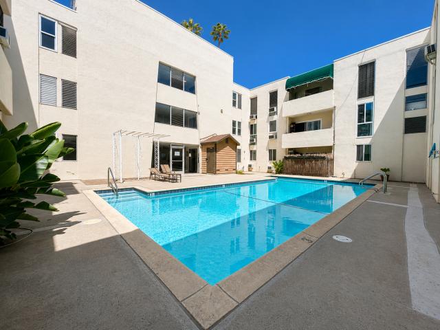 Tarzana Five Apartments 1 Bedroom Apartment for Rent at 6230 Reseda Blvd, Los Angeles, CA 91335 Tarzana