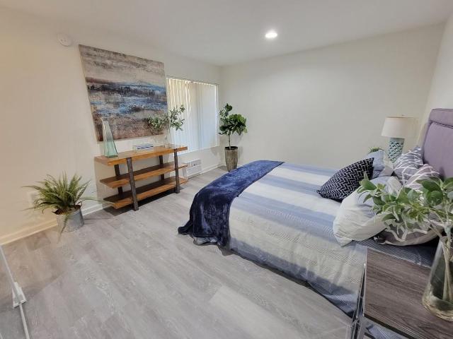 Tarzana Gardens 2 Bedroom Apartment for Rent at 18339 Collins St, Los Angeles, CA 91356 Tarzana
