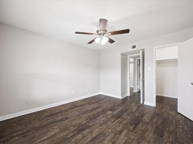 Tara Oaks 1 Bedroom Apartment for Rent at 3800 Sherwood Ln, Houston, TX 77092 Lazy Brook Timbergrove