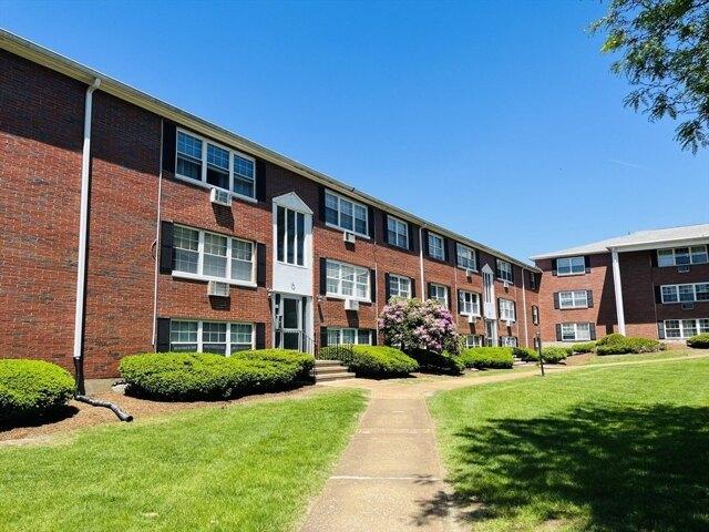 Tara Dr Unit,weymouth, Condo For Sale