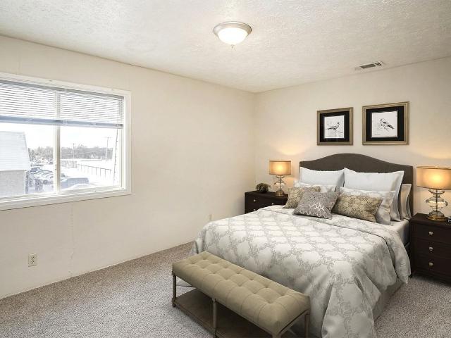 Tara Heights 1 Bedroom Apartment for Rent at 806 1/2 Janesview St, Papillion, NE 68046