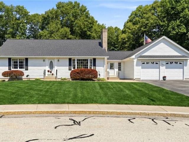 Tara Ln, Woonsocket, Home For Sale