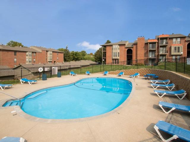 Tara Villas on the Green 2 Bedroom Apartment for Rent at 205 Shillaelagh Blvd, Papillion, NE 68046