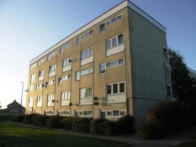 Taranto Road, SOUTHAMPTON