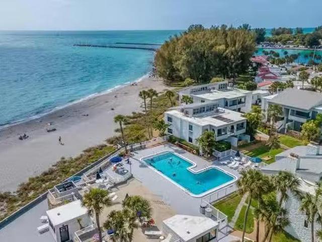 Tarpon Center Dr, Venice, FL
