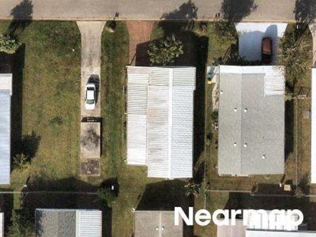 Tarpon Dr