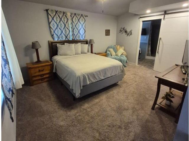 Tarpon Springs, close to sponge docks!