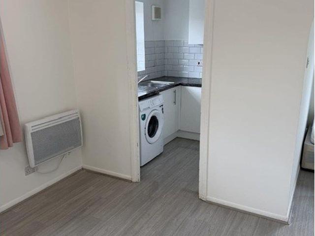 Tarplett House, London SE14, 1 bed flat to rent, £1,550 pcm | PrimeLocation