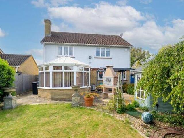 Taskers Field, Caxton, 4 Bedroom Detached