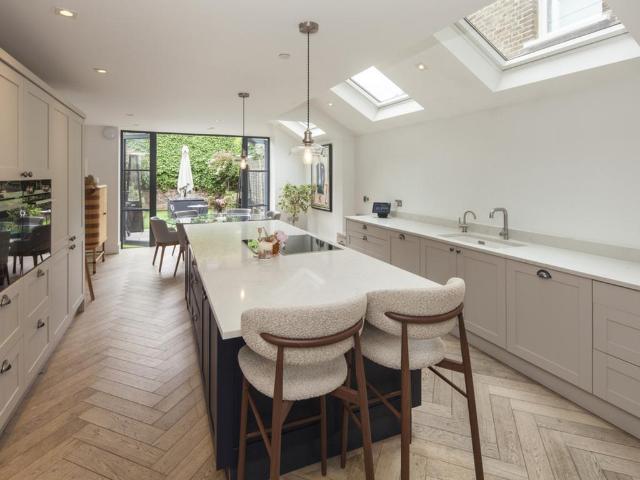 Tasso Road, London, W6 5 bed terraced house to rent £9,000 pcm £2,077 pw