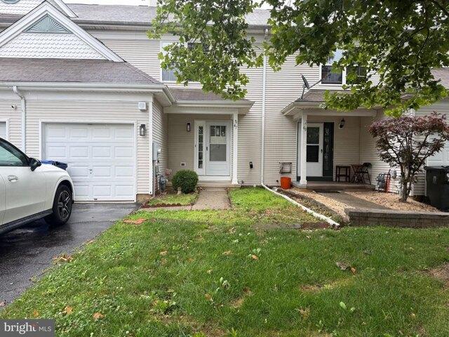 Tattersall Dr, Burlington Township, Home For Sale