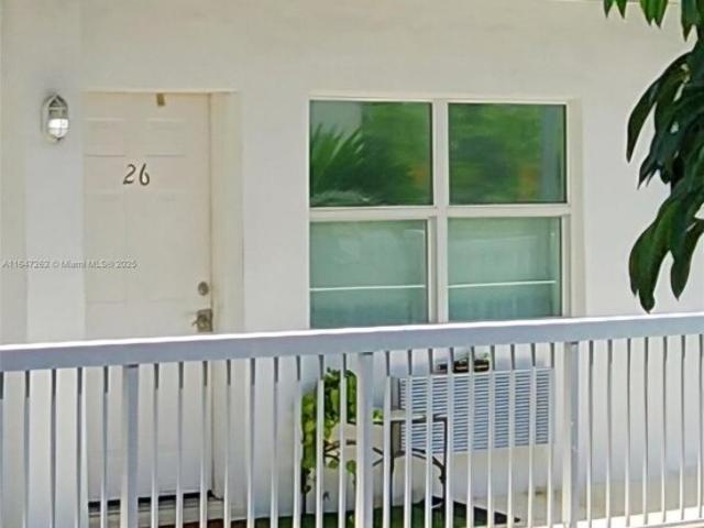 Tatum Waterway Dr Apt,miami Beach, Condo For Sale