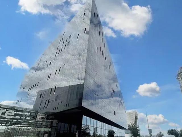 Tate Liverpool, George's Dock Way, Cavern Quarter, Liverpool, L3 1DD, United Kingdom | 2 bed apartment for rent #139332761 | Rentberry