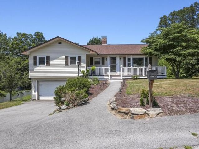 Tate St, Hudson, Home For Sale