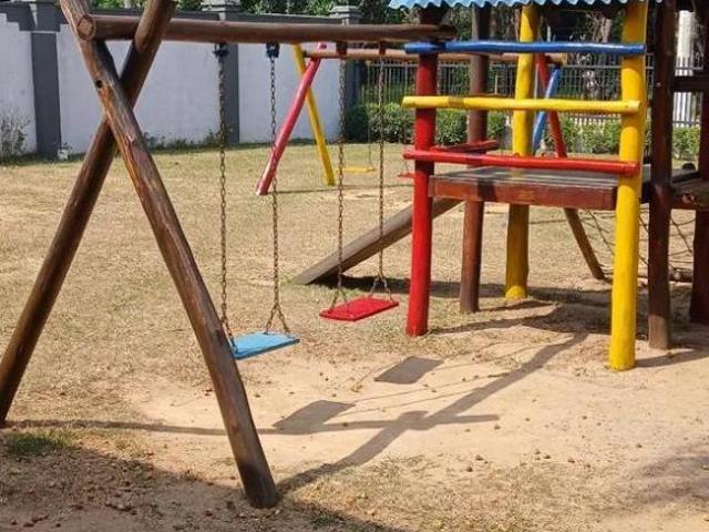 Taubaté Condomínio Oasis 250 m terreno privilegiado De 293mil p/ 280 mil