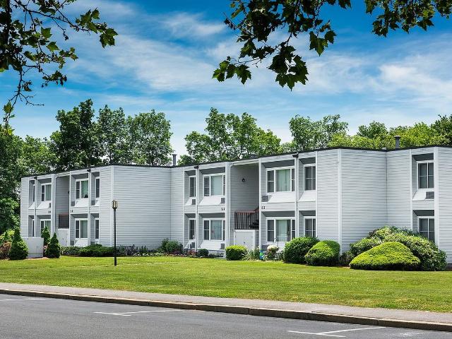 Taunton Gardens 2 Bedroom Apartment for Rent at 26 Winslow Dr, Taunton, MA 02780