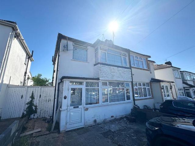 Taunton Way, Stanmore 4 bed house share to rent £2,700 pcm £623 pw