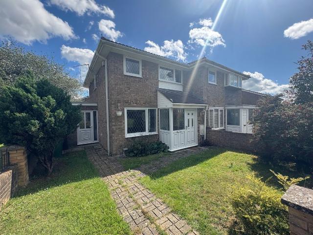 Tavern Walk, Corby NN18, 3 bed terraced house to rent, £1,200 pcm | PrimeLocation