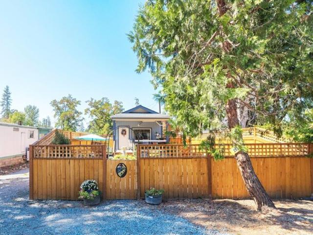 Tavis Dr, Merlin, Property For Sale