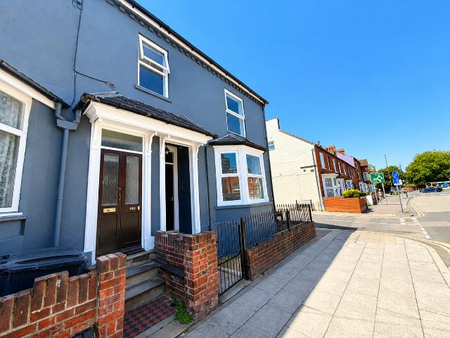 Tavistock Street, Bedford MK40, 6 bed end terrace house to rent, £3,500 pcm | PrimeLocation