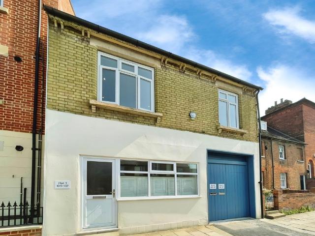 Tavistock Street, Bedford, MK40 2 bed maisonette to rent £1,195 pcm £276 pw
