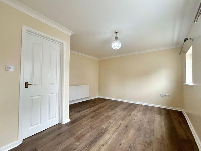 Tavistock Street, Bletchley MK2, 2 bed flat to rent, £1,100 pcm | PrimeLocation