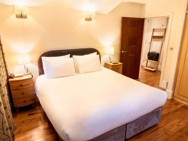 Tavistock Place, Bloomsbury, London WC1H, 2 bed flat to rent, £7,670 pcm | PrimeLocation