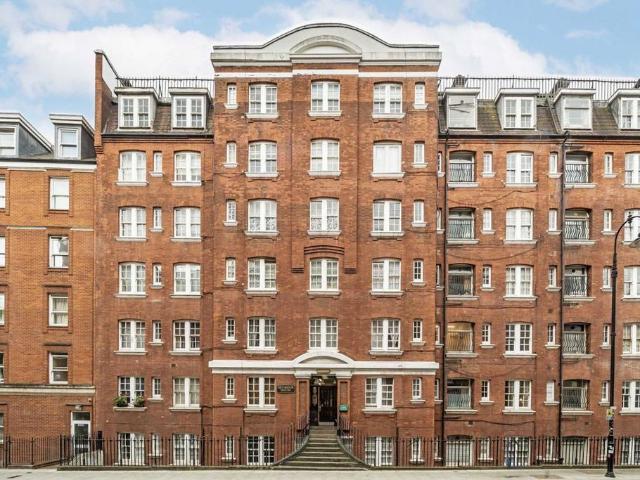 Tavistock Place, London WC1H 1 bed flat to rent £2,297 pcm £530 pw