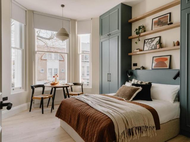 Tavistock Road, 40, London W11 Studio to rent £2,350 pcm £542 pw