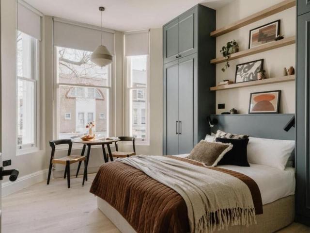 Tavistock Road, W11 Studio to rent £2,350 pcm £542 pw